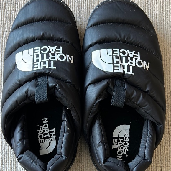 The North Face | Shoes | New The North Face Nuptse Puffer Slippers ...
